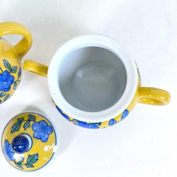 April Cornell | Kitchen | Vintage April Cornell Tea Set With Teapot ...